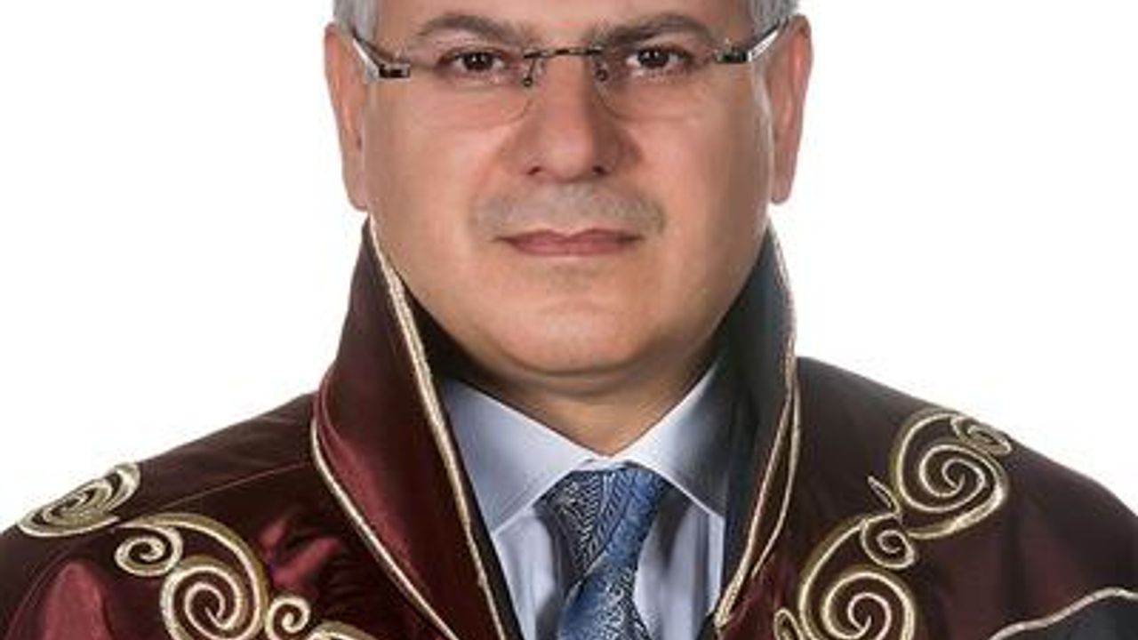 İbrahim Topuz kimdir? - Elips Haber