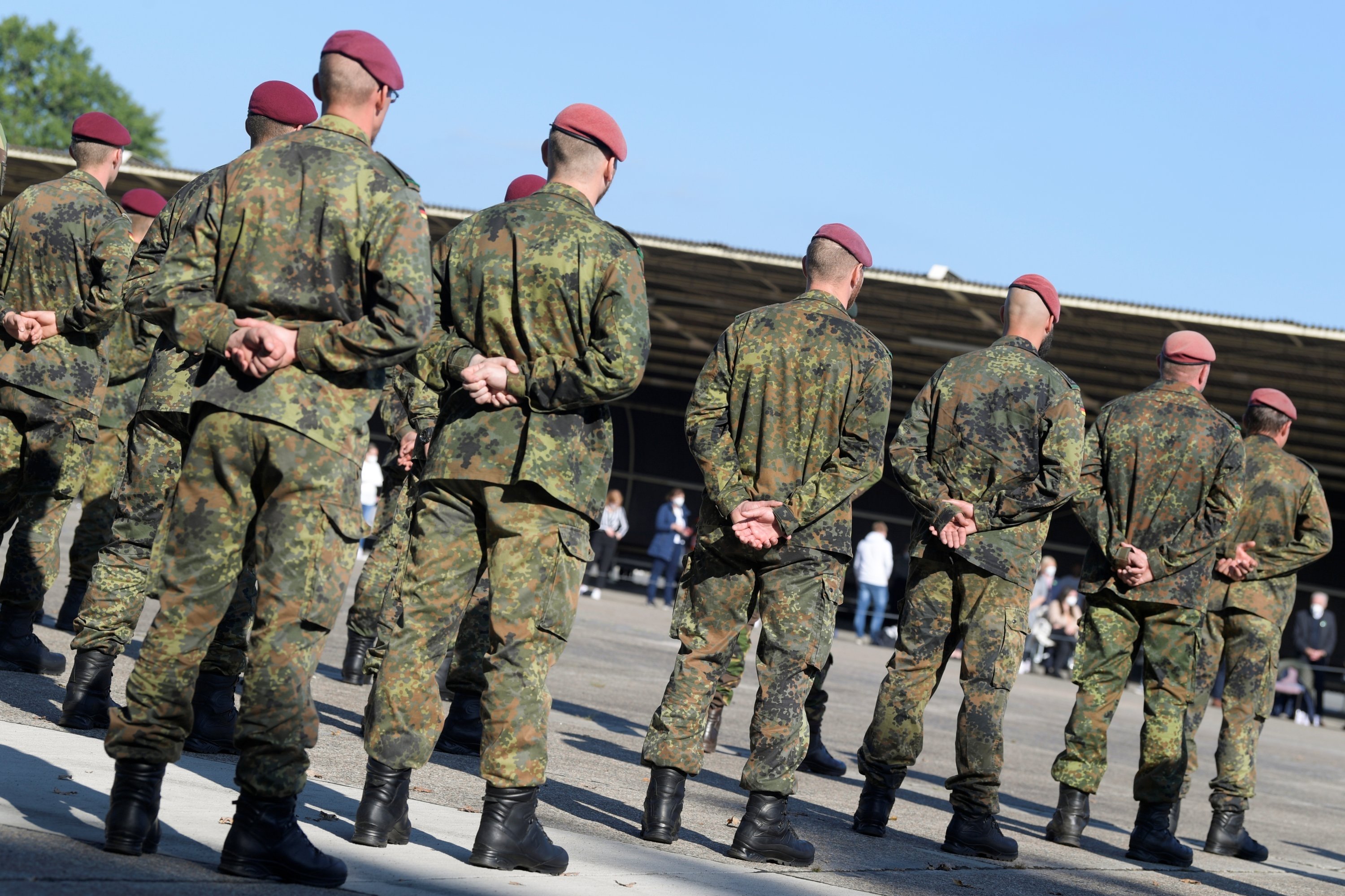 Almanya, Litvanya'ya kalıcı olarak yaklaşık 4 bin asker gönderebilir ...