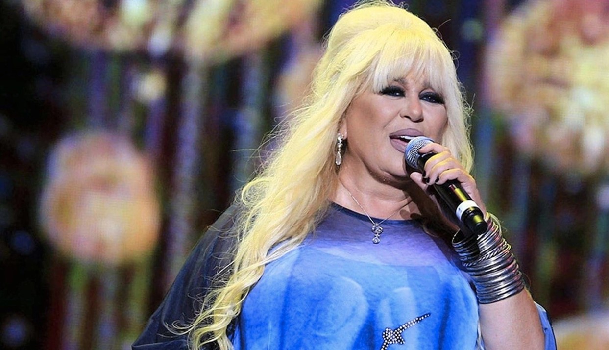 Zerrin Özer'den yeni albüm heyecanı - Elips Haber