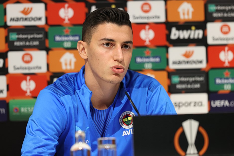 Berke Özer kimdir? - Elips Haber